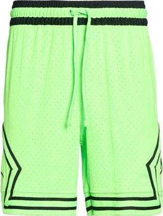 Nike HOSEN & R&Ouml;CKE - Shorts & Bermudashorts auf YOOX.COM