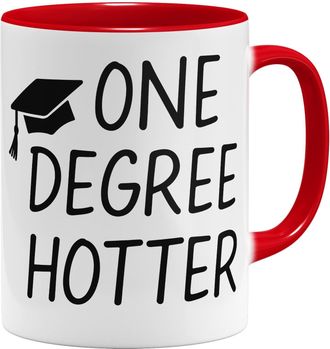 OM3 One Degree Hotter Kaffee-Tasse mit Spruch - Abschluss f&uuml;r Bachelor Master Studium Graduation - Gl&uuml;ckwunsch Diplom bestandene Pr&uuml;fung - Keramik Becher 