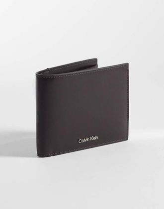 Calvin Klein Jeans - Brieftasche in Schokobraun mit haptischem Logo