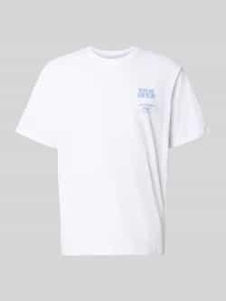 Jack & Jones Relaxed Fit T-Shirt mit Statement-Print Modell Photo