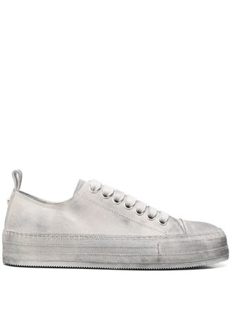 Ann Demeulemeester baskets &agrave; effet us&eacute; - Gris