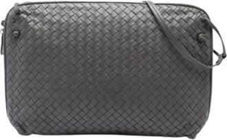 Bottega Veneta Sac bandouli&egrave;re en cuir pr&eacute;-aim&eacute; - Femme - Pre-owned - Gris - Taille: ONE Size