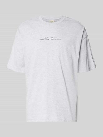 Halo T-Shirt mit Label-Print und Rundhalsausschnitt