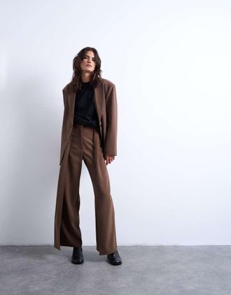 Topshop Volumin&ouml;se Bundfaltenhose in Pilzbraun, Kombiteil-Gr&uuml;n