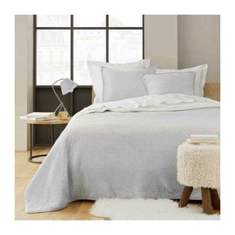 Douceur d'Intérieur Douceur Dintérieur - Couvre lit 220 x 240 cm +2 taies 60x60 cm en velours relief/sherpa Mylene Gris