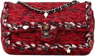 Chanel Sac bandouli&egrave;re matelass&eacute; moyen tress&eacute; &agrave; breloques doccasion - Femme - Pre-owned - Rouge - Taille: ONE Size