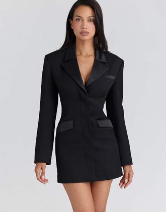 House of CB Ellis robe blazer cintr&eacute;e &agrave; finitions satin&eacute;es noire
