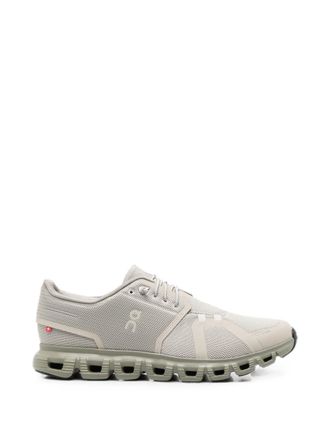 On Sur les baskets Cloud 6