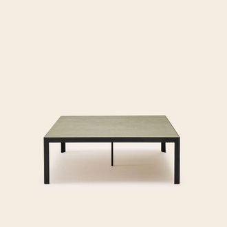 Madura Table Basse Orelia Argile verte et m&eacute;tal noir - VERT