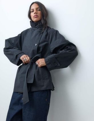 Asos Trench-coat ceintur&eacute; &agrave; col chemin&eacute;e - Noir