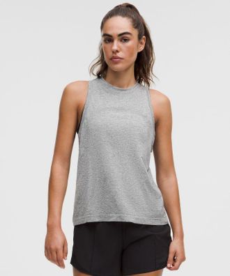 lululemon Swiftly Relaxed Tanktop e Passform f&uuml;r Frauen - Gr&ouml;&szlig;e 10 in Slate/White
