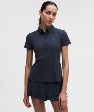 lululemon Schnelltrocknendes Kurzarm-Poloshirt Gerader Saum f&uuml;r Frauen - Gr&ouml;&szlig;e 10 in True Navy