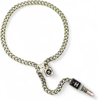 Chanel Halskette - NEUE CHANEL-HALSKETTE 2022 CC-LOGO ROTE LIPPEN 38- - Gr. unisize - in Gold - f&uuml;r Damen