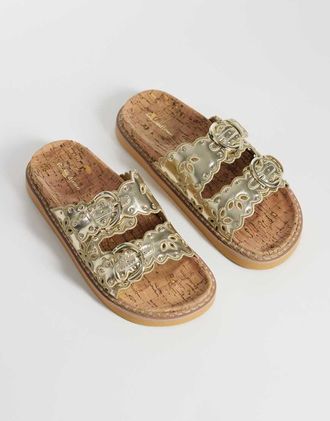 River Island Sandalen in Gold mit zwei Riemen und Bogenkante