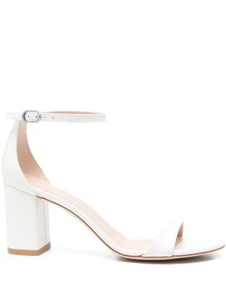 Stuart Weitzman sandales NearlyNude 70 mm à bride cheville - Blanc