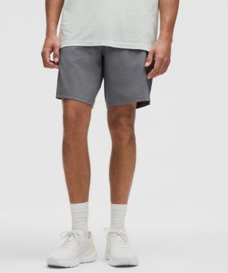 lululemon Short Pace breaker non doubl&eacute; pour Hommes - 23 cm - Gris - Taille XS