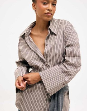 NA-KD chemise oversize en coton &agrave; d&eacute;tail de poignets &agrave; rayures marron-Multi