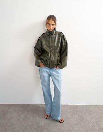 Topshop Bomber en similicuir avec cordon de serrage et col chemin&eacute;e - Vert