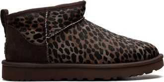 UGG Low-Top Sneaker - bottines classic ultra mini 2 - Gr. US_7 - in Braun - f&uuml;r Damen