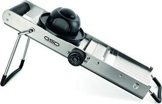 GSD Profi Mandoline, Edelstahl/Kunststoff Silber, mit ergonomischen Restehalter und Gummif&uuml;&szlig;en, Ma&szlig;e:46 x 15,5 x 24cm, 30060, Metall