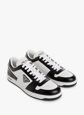 Prada Downtown Ledersneaker in Weiß