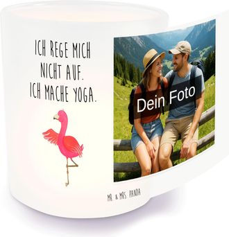 Mr. & Mrs. Panda Personalisiertes Foto Windlicht Flamingo Yoga - Geschenk, mit, Windlichter, Drau&szlig;en Selber Gestalten, Namaste, Baum, Glas Wunschfoto, Teelichthalter, 