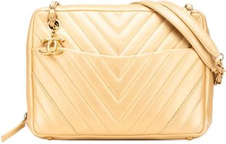 Chanel sac port&eacute; &eacute;paule &agrave; chevrons CC (2014-2015)