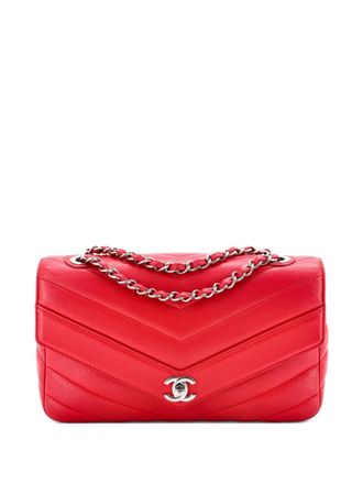 Chanel sac &agrave; bandouli&egrave;re Data Center Envelope Flap Bag Chevron Caviar Large - Rouge