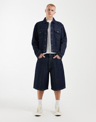 Tommy Jeans Theo - Weite Jeansshorts in dunkelblauer Waschung-Navy