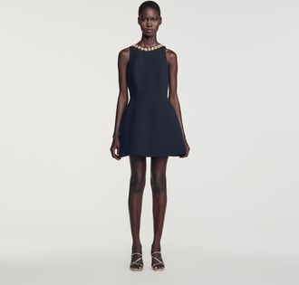 Sandro Robe courte &agrave; d&eacute;tail bijou