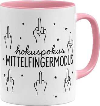 OM3 lustige Mittelfinger Kaffee-Tasse mit Spruch - Hokuspokus Mittelfingermodus - Keramik Becher - 325ml - Beidseitig Bedruckt - Rosa