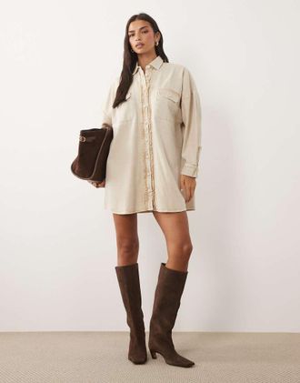 Asos Oversize-Hemdkleid aus Twill in Mini-L&auml;nge mit H&auml;kelkn&ouml;pfen in Stone-Waschung-Multi