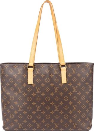 Louis Vuitton Crossbody Bags - Louis Vuitton Canvas Monogram Luco Shoulder Bag - Gr. unisize - in Braun - für Damen