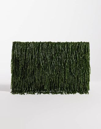 True Decadence Mit Fransen verzierte Kuvert-Clutch in Olivgr&uuml;n