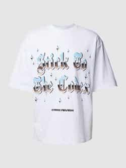 Review Oversized T-shirt mit Y2K Bling Print