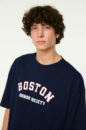 Trendyol MAN Herren Dunkelblau Slogan Kurz Oversize T-Shirts