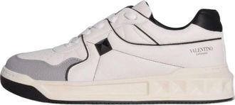 Valentino Garavani Baskets One Stud &agrave; empi&egrave;cements - Homme - Chaussures - Blanc - Taille: 43 EU