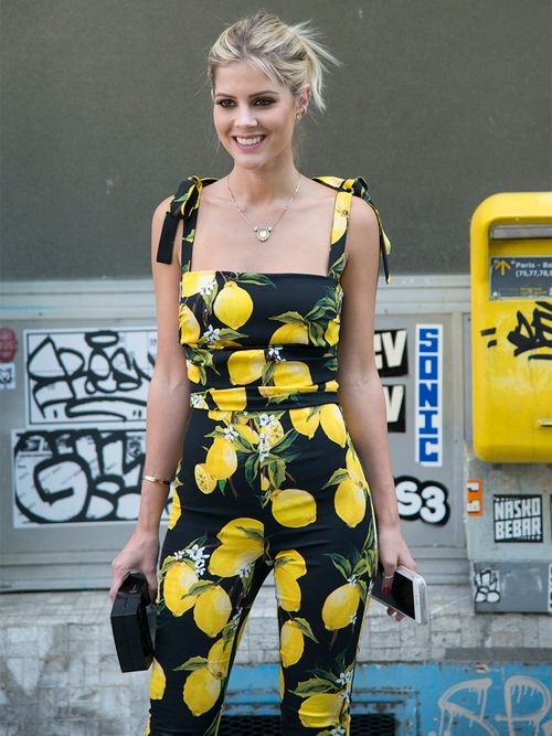 Lala Rudge look combinaison dolce & gabbana citron