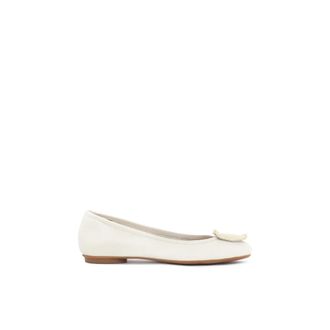 Kazar Wei&szlig;e Lederballerinas verziert mit einer Metallbrosche - - Shoes - Damen - Wei&szlig; - 37 EU