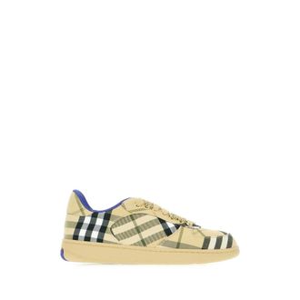 Burberry Femme, Chaussures, Beige, Taille: 35 EU Terrace Baskets
