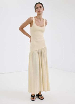 Mango Robe en maille &agrave; coupe asym&eacute;trique vanille - Femme - XS - MANGO