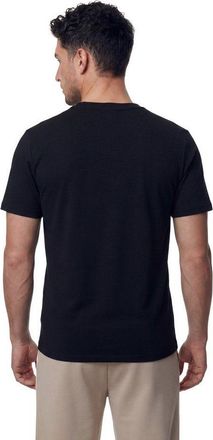 Guess T-Shirt TRIANGLE SPRAY TEE Rundhalsausschnitt, Baumwoll-Mix, Slim Fit