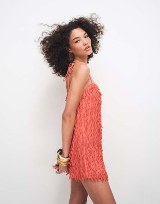 Asos Robe caraco courte &agrave; ornements sur lensemble - Rouge tomate