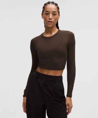 lululemon Hold Tight Crop-Langarmshirt mit geradem Saum f&uuml;r Frauen - Gr&ouml;&szlig;e 10 in Walnut Crunch