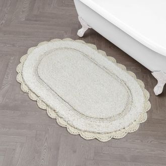 Laura Ashley Eloise Badteppich aus 100% Baumwolle, oval, mit H&auml;kelbord&uuml;re, weich und saugf&auml;hig, Sandschalenbeige, 53,3 x 86,4 cm
