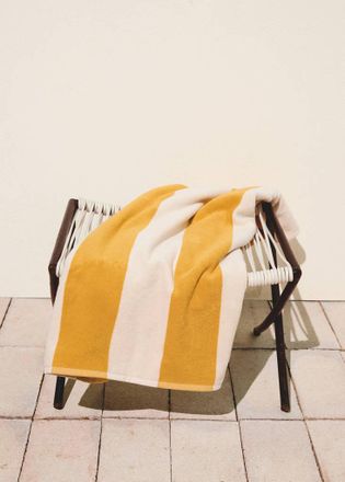 Mango Serviette plage en coton bouclette &agrave; rayures curry - Home - 100x180cm - MANGO HOME