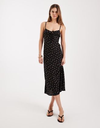 Motel Posine - Robe longueur mollet &agrave; petites roses rouges - Noir