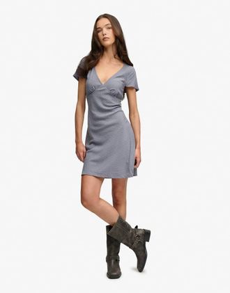 Superdry Kurz&auml;rmliges Minikleid in Blau mit Herzausschnitt und Punktemuster