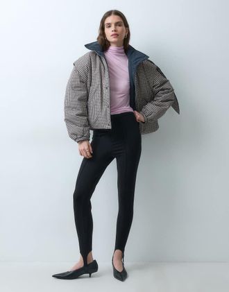 Object gesteppte karierte Jacke mit Kapuze und Schal in Braun mit marineblauen Details