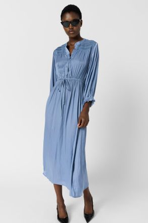 Gerard Darel Robe midi en satin &agrave; smocks - RUBIE - Bleu ciel